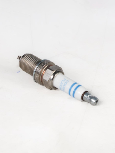 Свеча зажигания Bosch 0 242 245 576 (FR5KPP332S) 0242245576 купить по ...